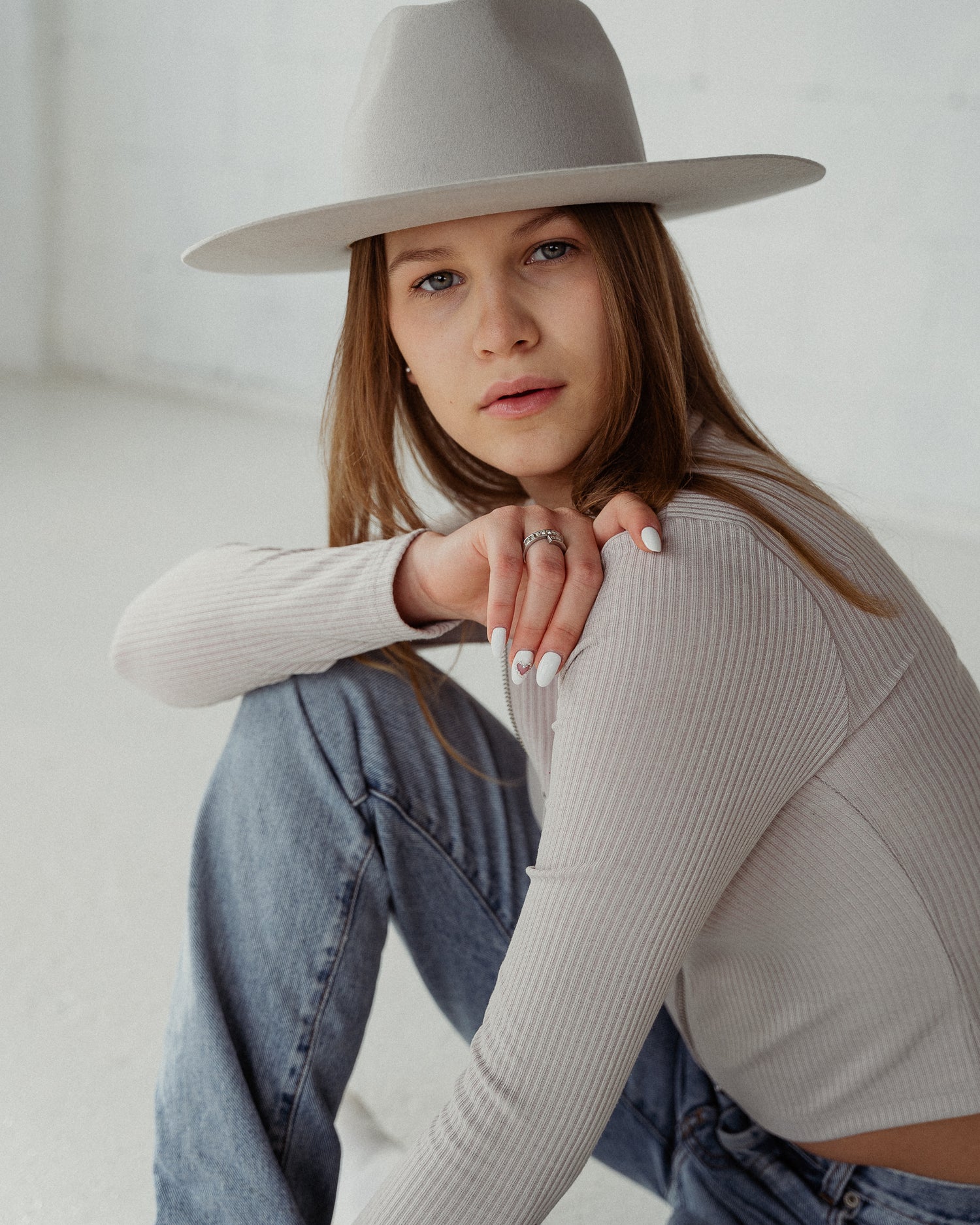 Misty Sky Light Grey Wool Felt Fedora Hat For Women - Reverie Hats