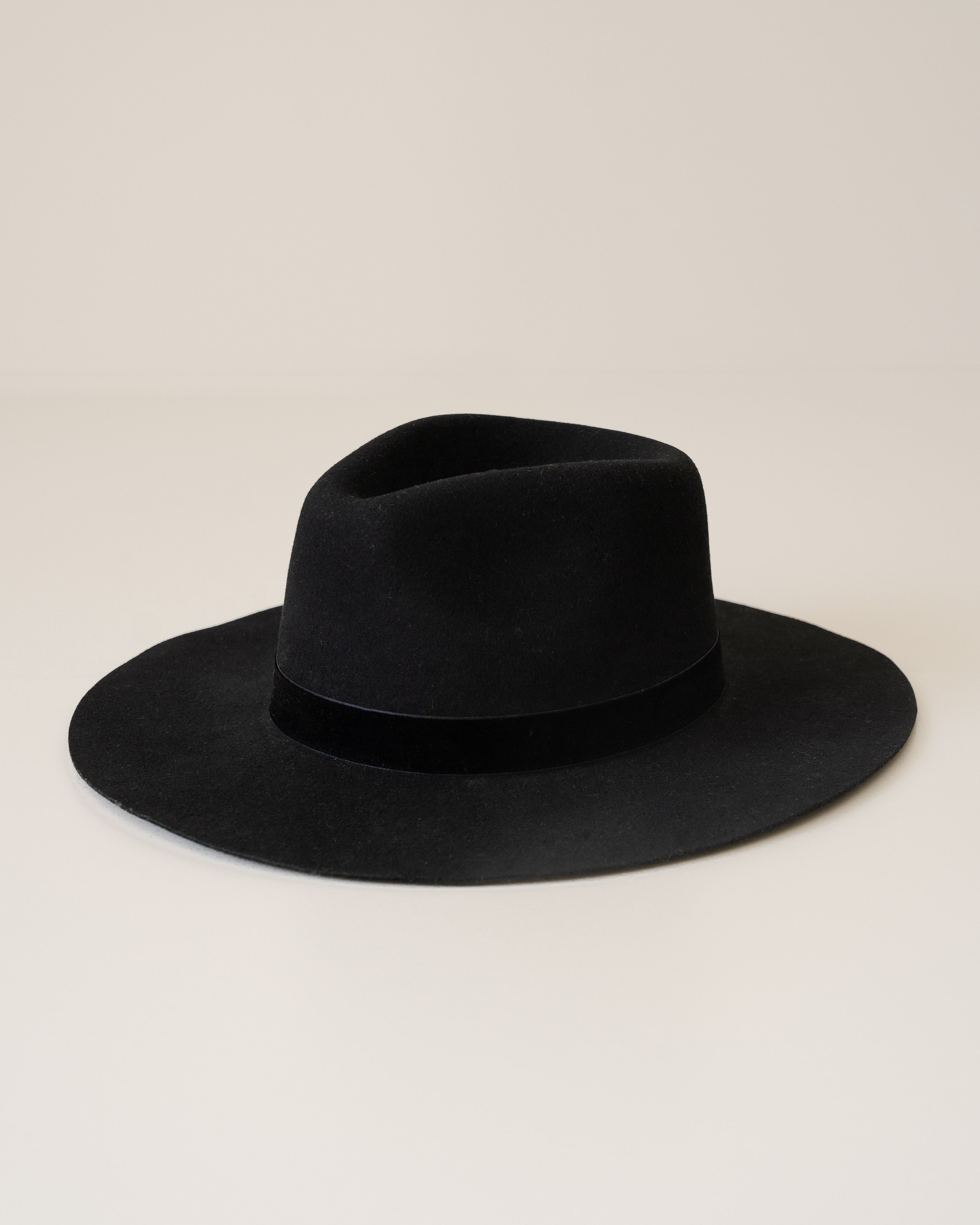 Midnight Dream | Juoda Fedora Skrybėlė Moterims - Reverie Hats