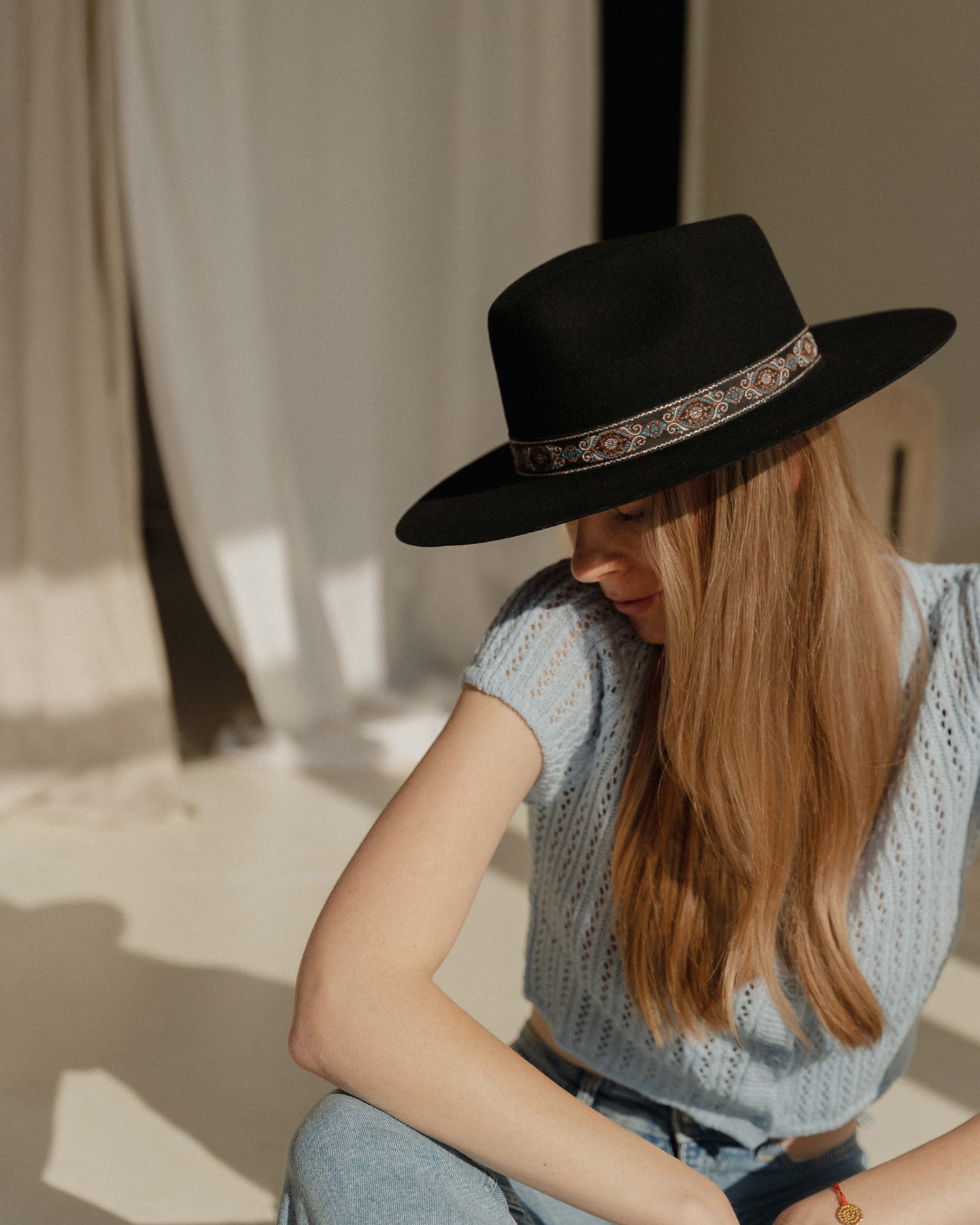 Black Rancher | Boho Stiliaus Juoda Skrybėlė Moterims - Reverie Hats